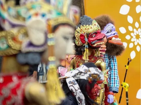 9 Daftar Kesenian Khas Sunda yang Tetap Lestari Hingga Saat Ini ...